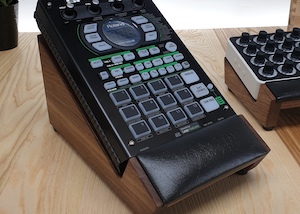 Desk Stands - Mixingtable.comMixingtable.com