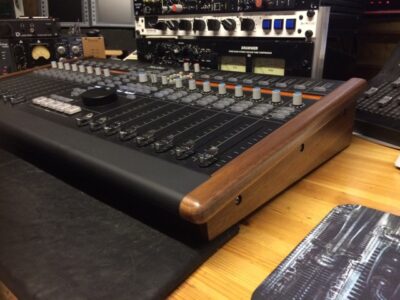 Mixingtable | Handcrafted Wooden Studio Furniture - Mixingtable ...